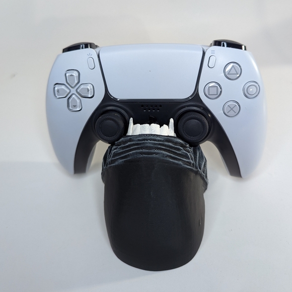 Video Games & Consoles | Xenomorph Playstation 5 Controller Stand ...